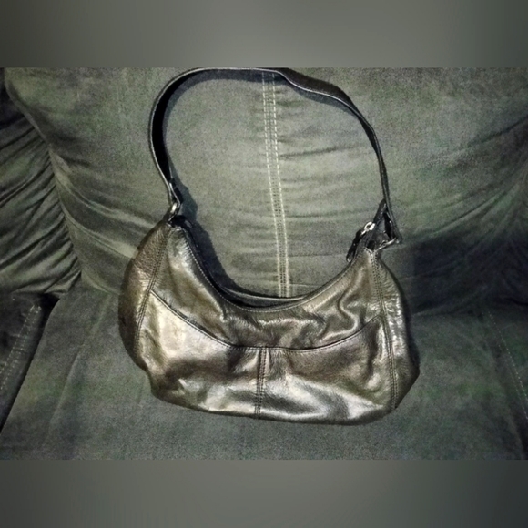 St. John's Bay | Bags | St Johns Bay Small Leather Handbag | Poshmark